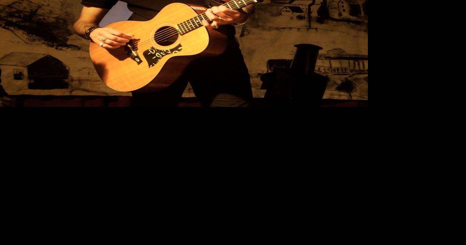 Tim Eriksen, Liz Draper to perform at Carnegie Art Center | Lifestyles ...