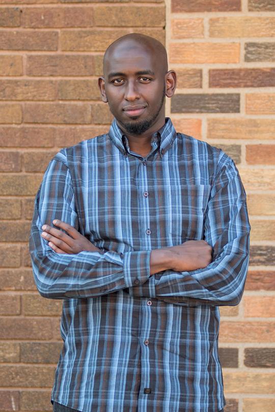 A stranger in America: Somali-American writer accepted to CA workshop ...