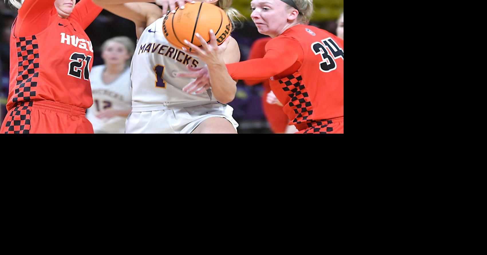 Batt is Minnesota State's most well-rounded senior female athlete ...