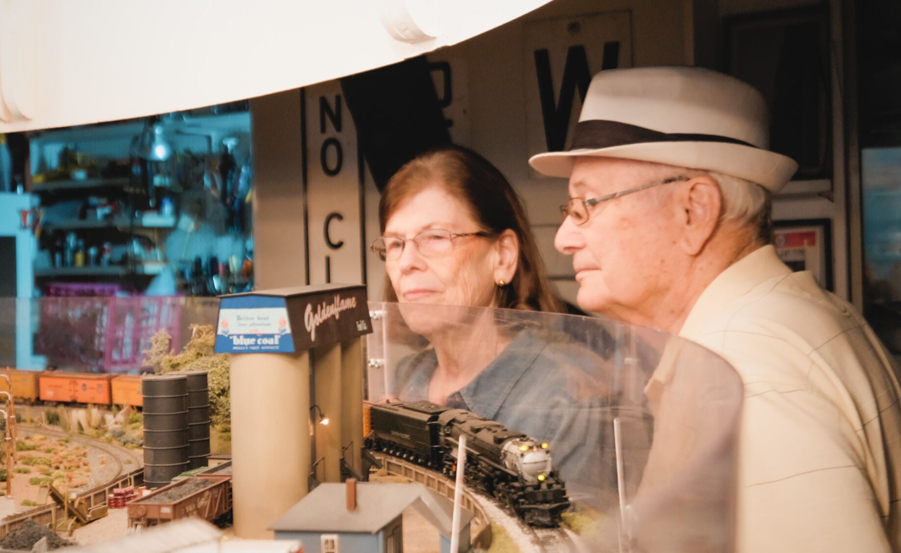 Generations of model train enthusiasts flock to St. James display ...