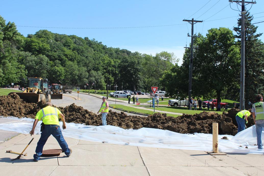 UPDATE: Rapidan Dam in 'imminent failure condition'; Mankato floodwalls ...