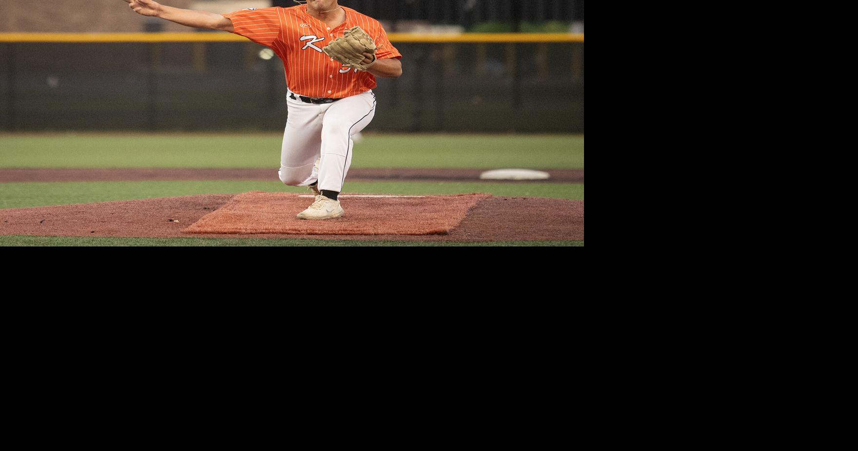 Shumski, Magers using time with MoonDogs to improve skills for college ...