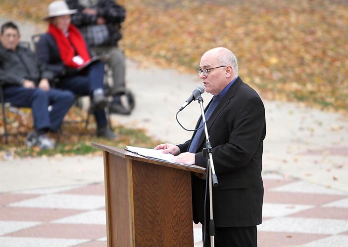 New Ulm dedicates its new Vietnam vets memorial | Local News ...