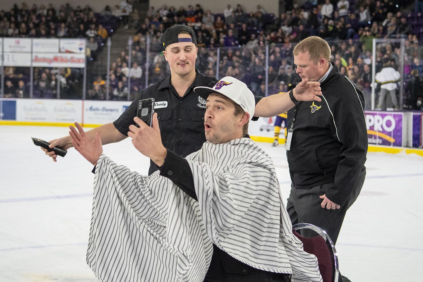 For cancer fund, it's bye-bye beard | Local News | mankatofreepress.com