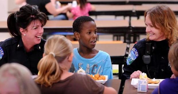 A Somali child, a Mankato officer, a friendship | Local News ...