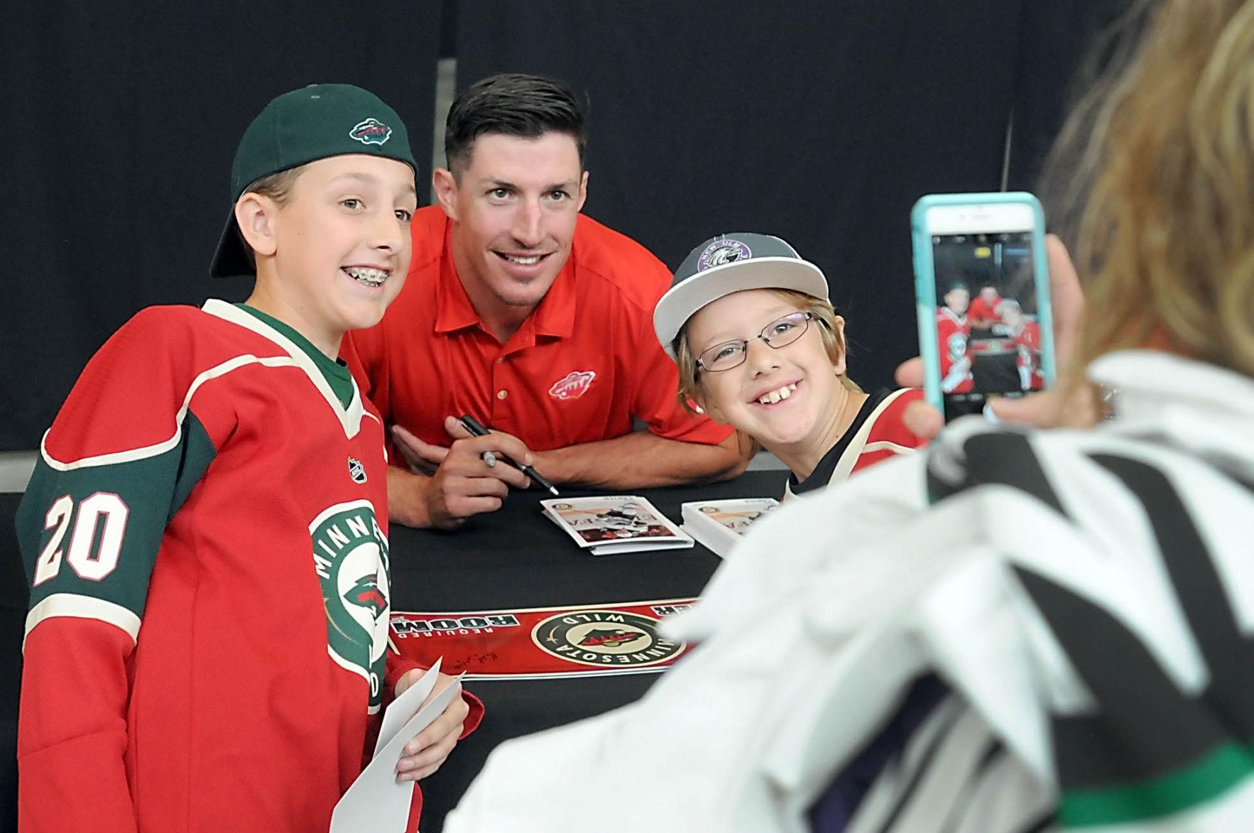 Former Maverick Ryan Carter hopes to finish NHL career strong | Sports ...