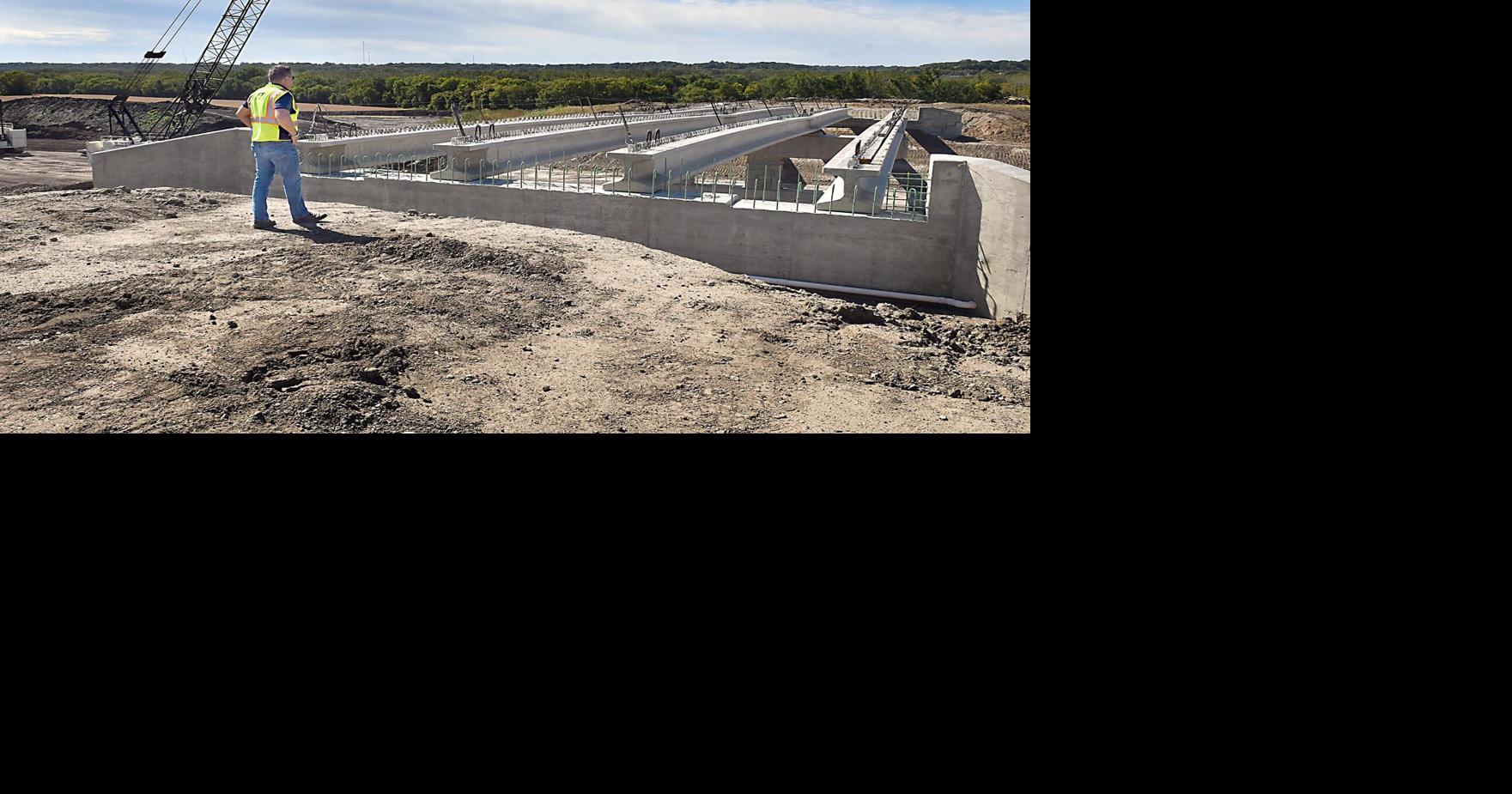 PHOTOS: Highway 14 expansion progressing | Photos | mankatofreepress.com