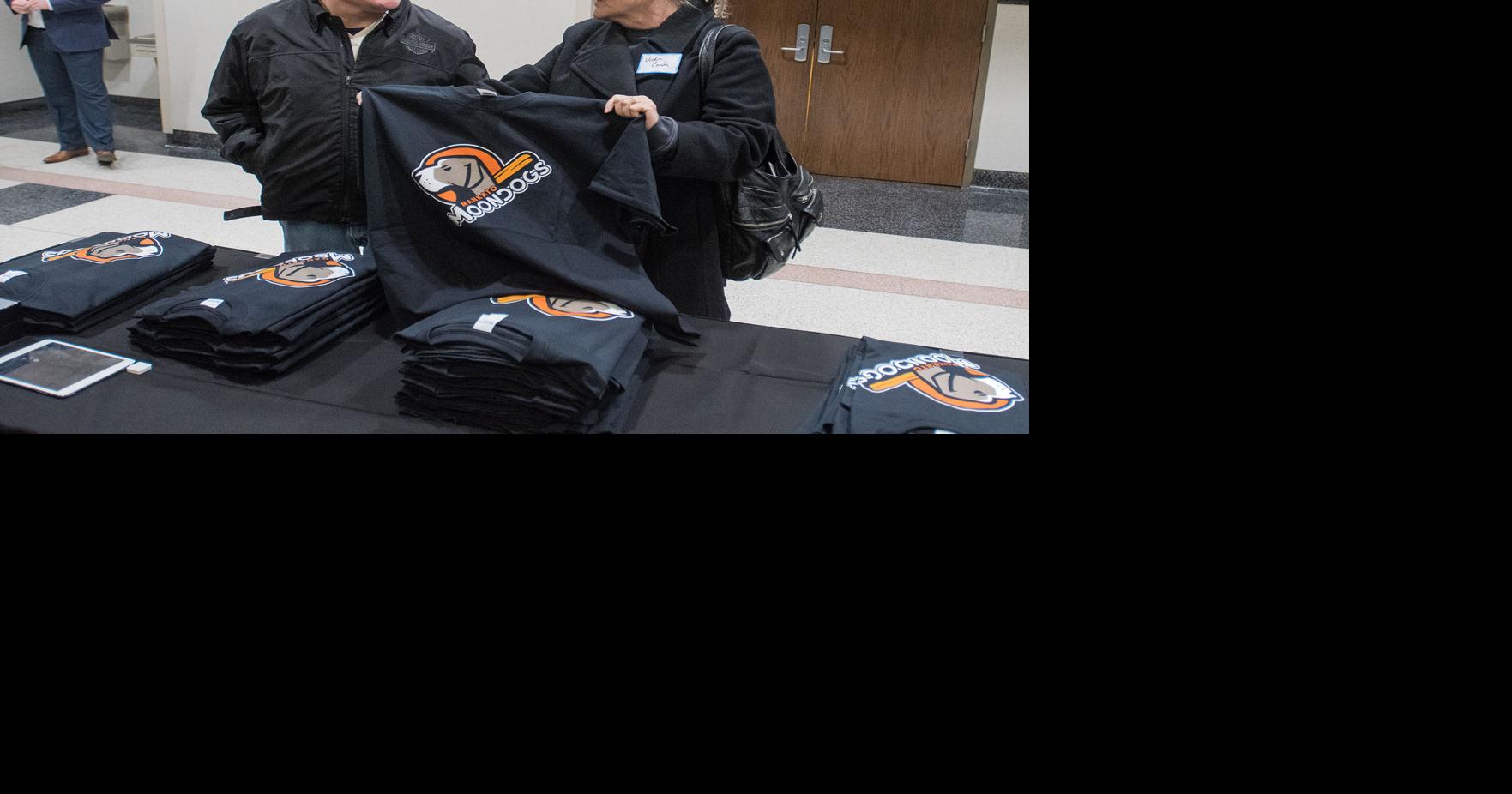 New ownership, logo creates MoonDogs fever | Sports | mankatofreepress.com