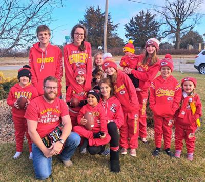 Cheering on the Chiefs | News | marysvilleonline.net