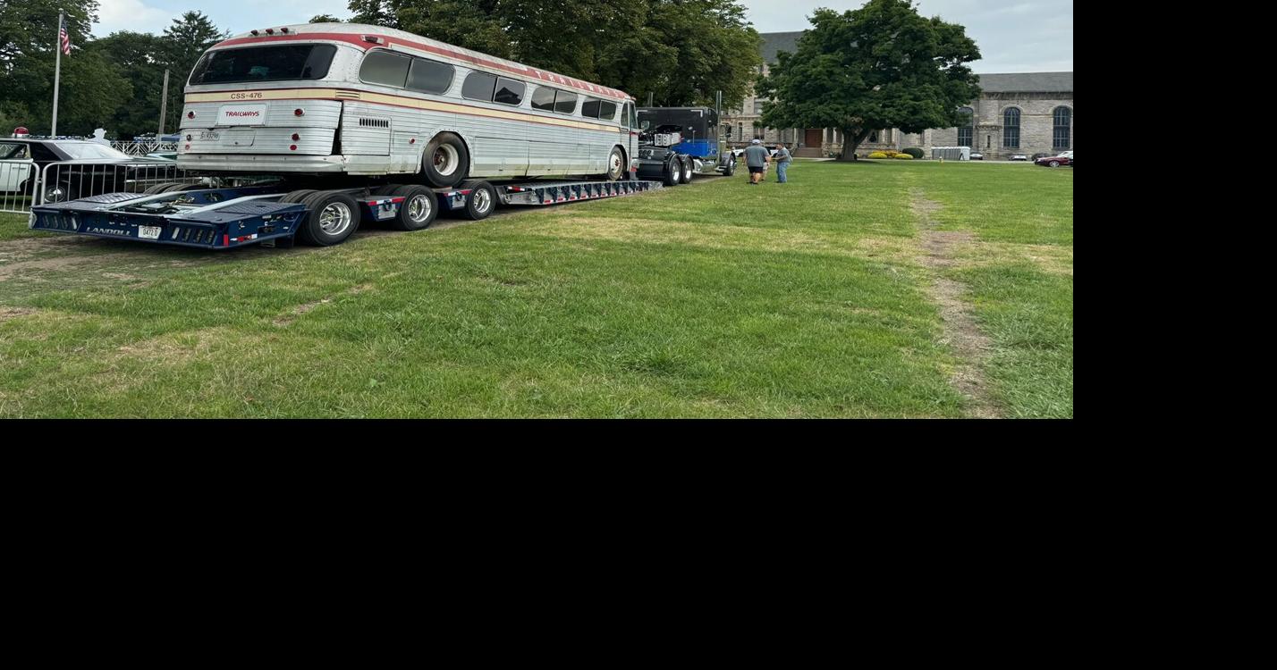 Landoll transports bus used in famous 1994 prison movie | Family Living ...