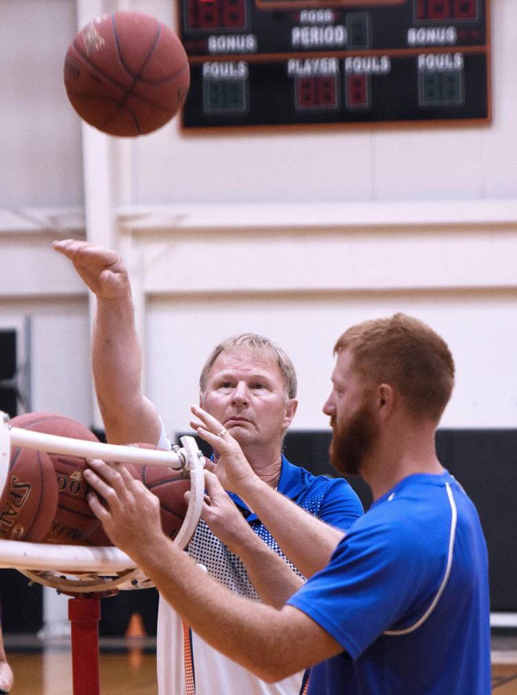 Fisher makes return to set world marks | Sports | marysvilleonline.net