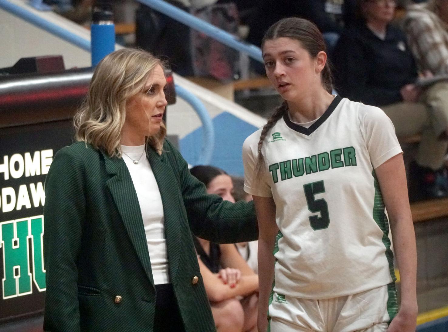 Larabee, Livengood combine for 45 points in win over DeKalb | Sports ...