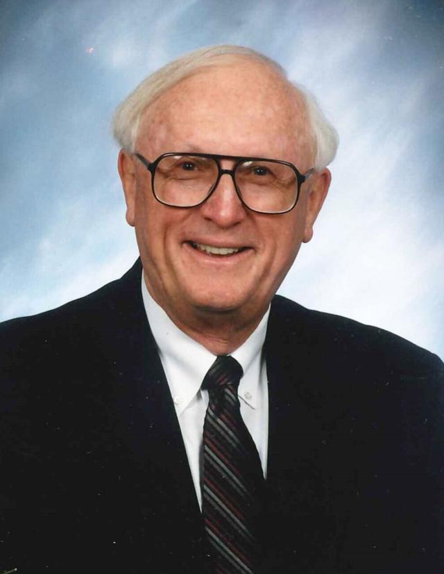 Robert D. Severson | Obituaries | Maryville Forum