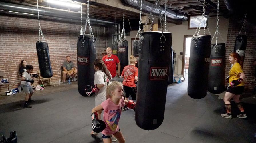 Green helps open boxing gym in northwest Missouri | Sports | Maryville ...