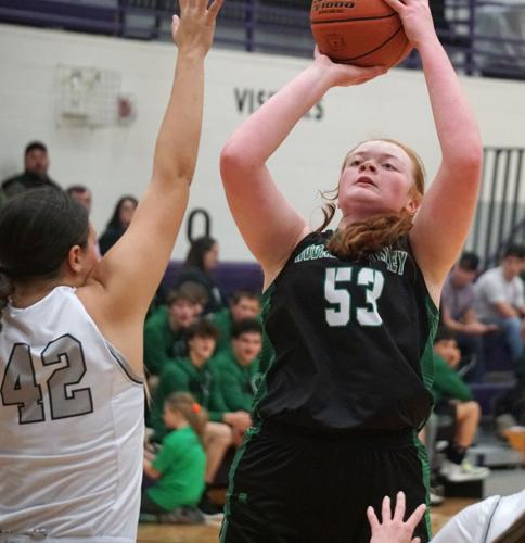 Thunder rally falls just short against Savannah | Sports | Maryville Forum