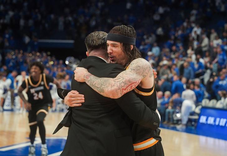New Kentucky home: Mizzou rallies for historic road win at Rupp Arena ...