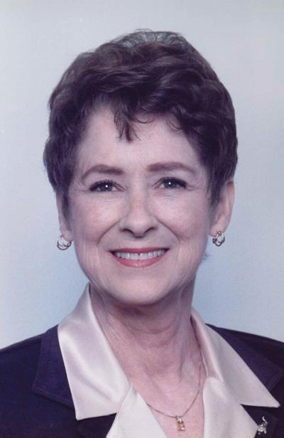 Julia Dee Lyle | Obituaries | Maryville Forum