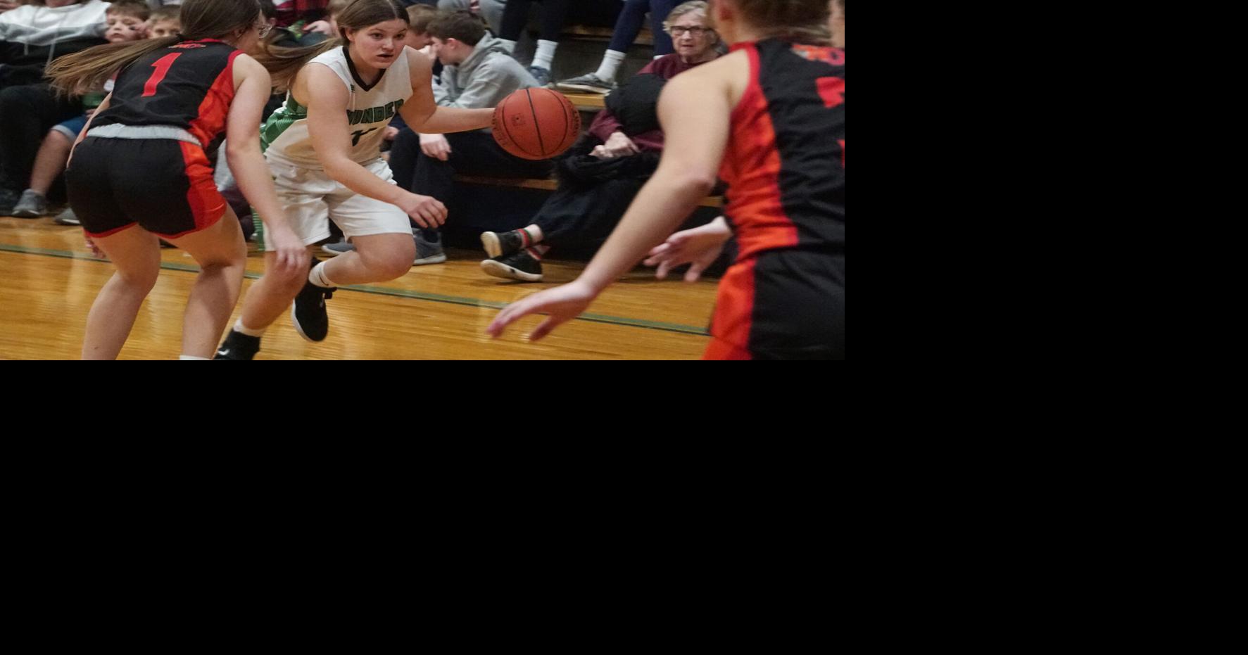 Marriott scores 31 as Thunder crush WildCards | Sports | Maryville Forum