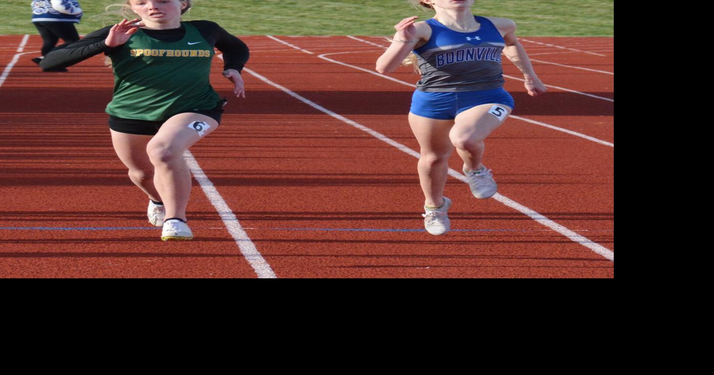 Acklin wins Golden Shoe as Hounds dominate in Chillicothe | Sports ...