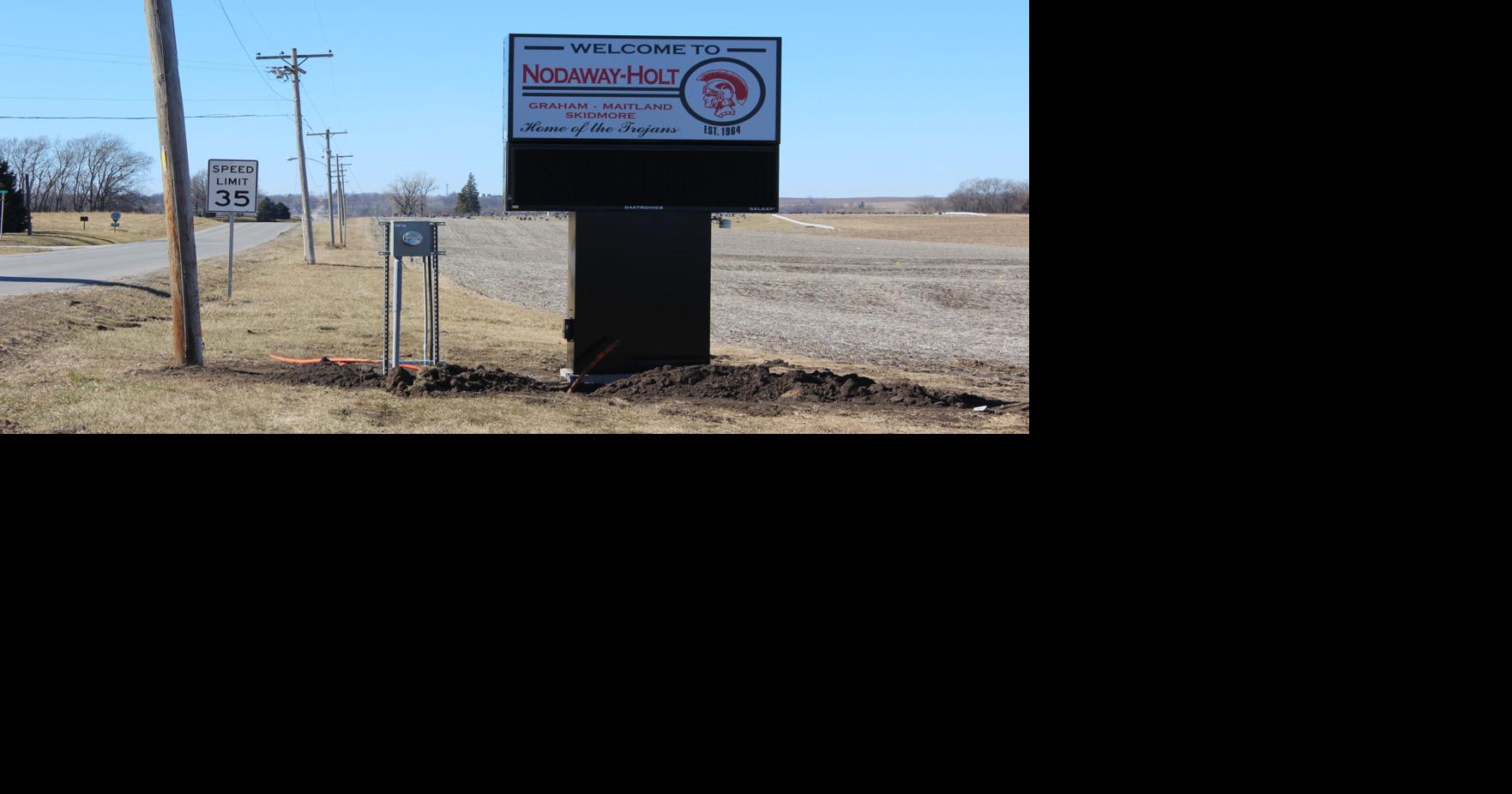 Nodaway-Holt board officially hires Walsh | Community | Maryville Forum