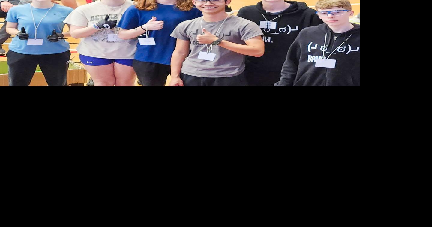 3-7 MHS Robotics 4 copy.jpg | | Maryville Forum