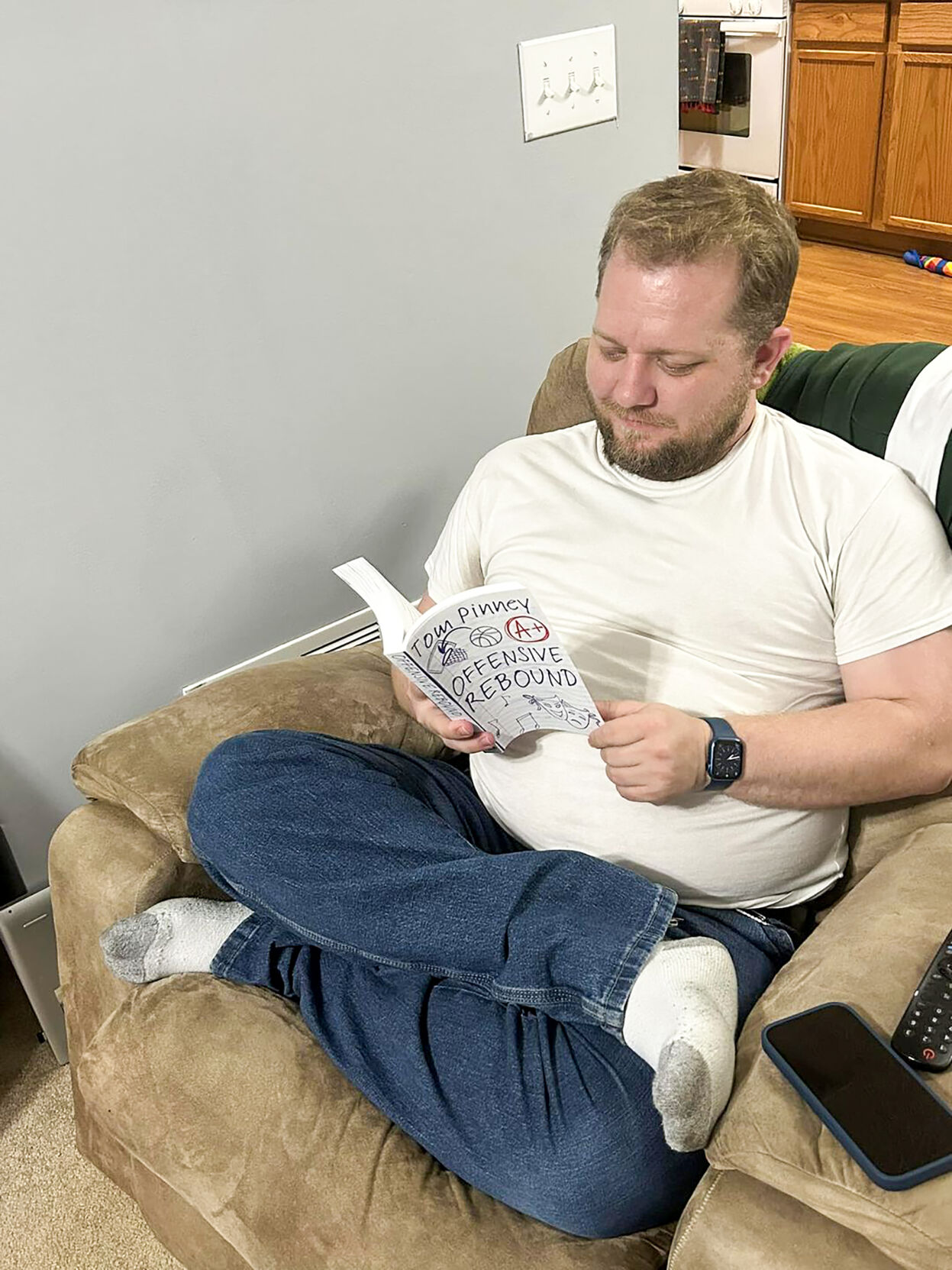 Former Forum reporter releases debut novel | News | Maryville Forum