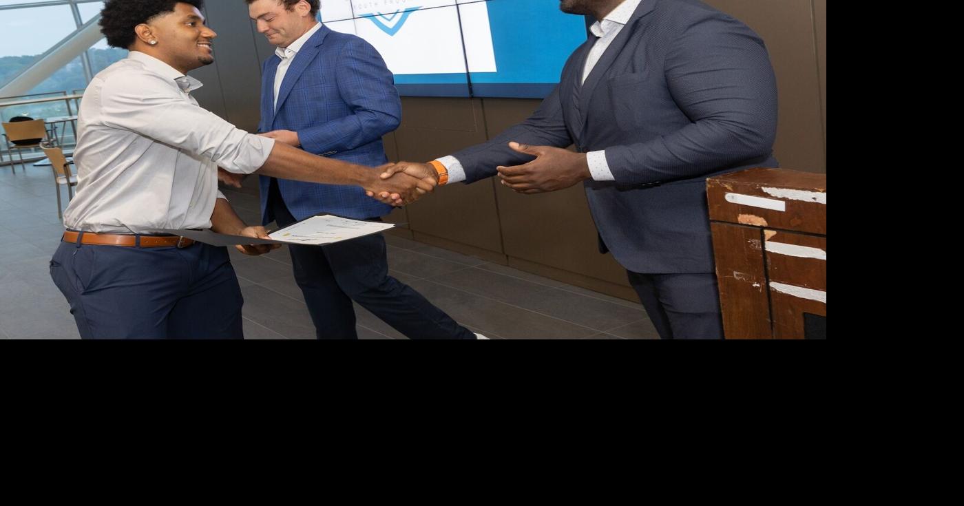 Budding real estate entrepreneurs, mentors hold graduation ceremony ...