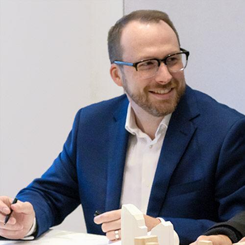 Stephen Harris | In the Spotlight | mbj.com