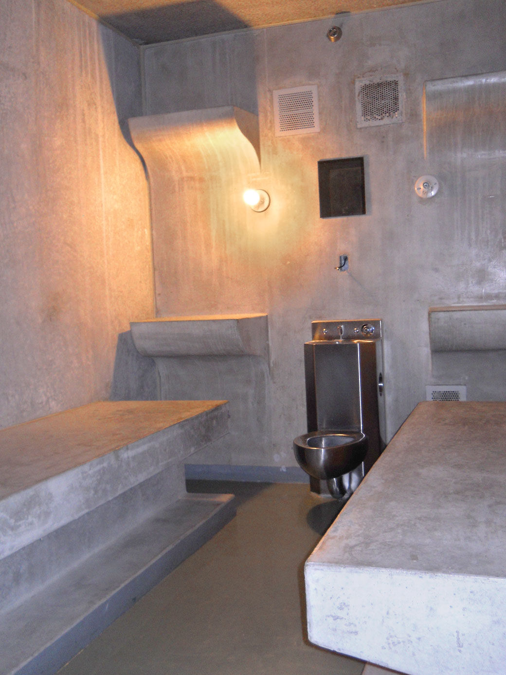 OSP’s H-unit, life on death row | Local News | mcalesternews.com