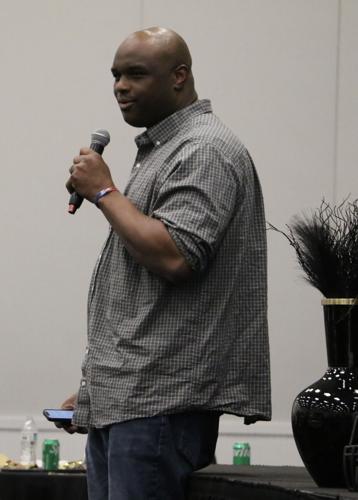 NFL veteran Corey Hilliard guest speaks at McAlester football banquet ...