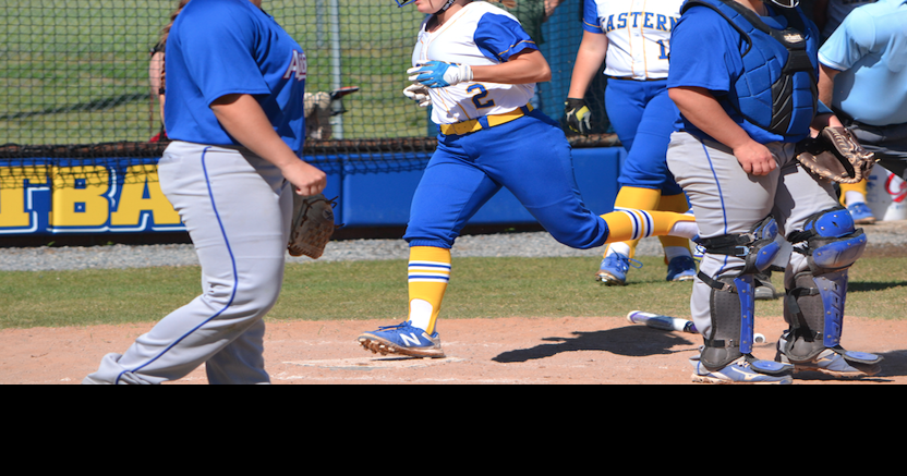 COLLEGE SOFTBALL: Lady Mountaineers split doubleheader with Murray ...