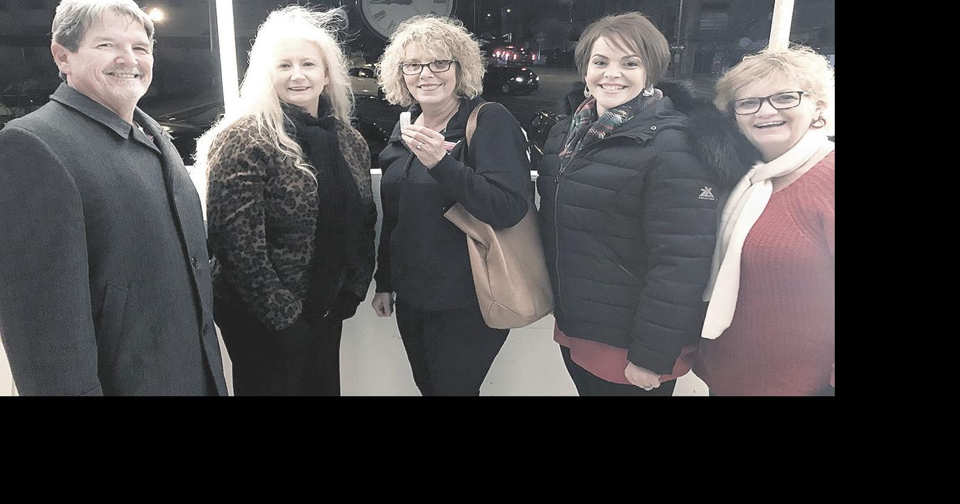 Sherry DeFrange wins $10,000 giveaway | Gallery | mcalesternews.com