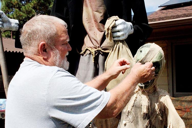 Murrin family plans to sell holiday decor | News | mcalesternews.com