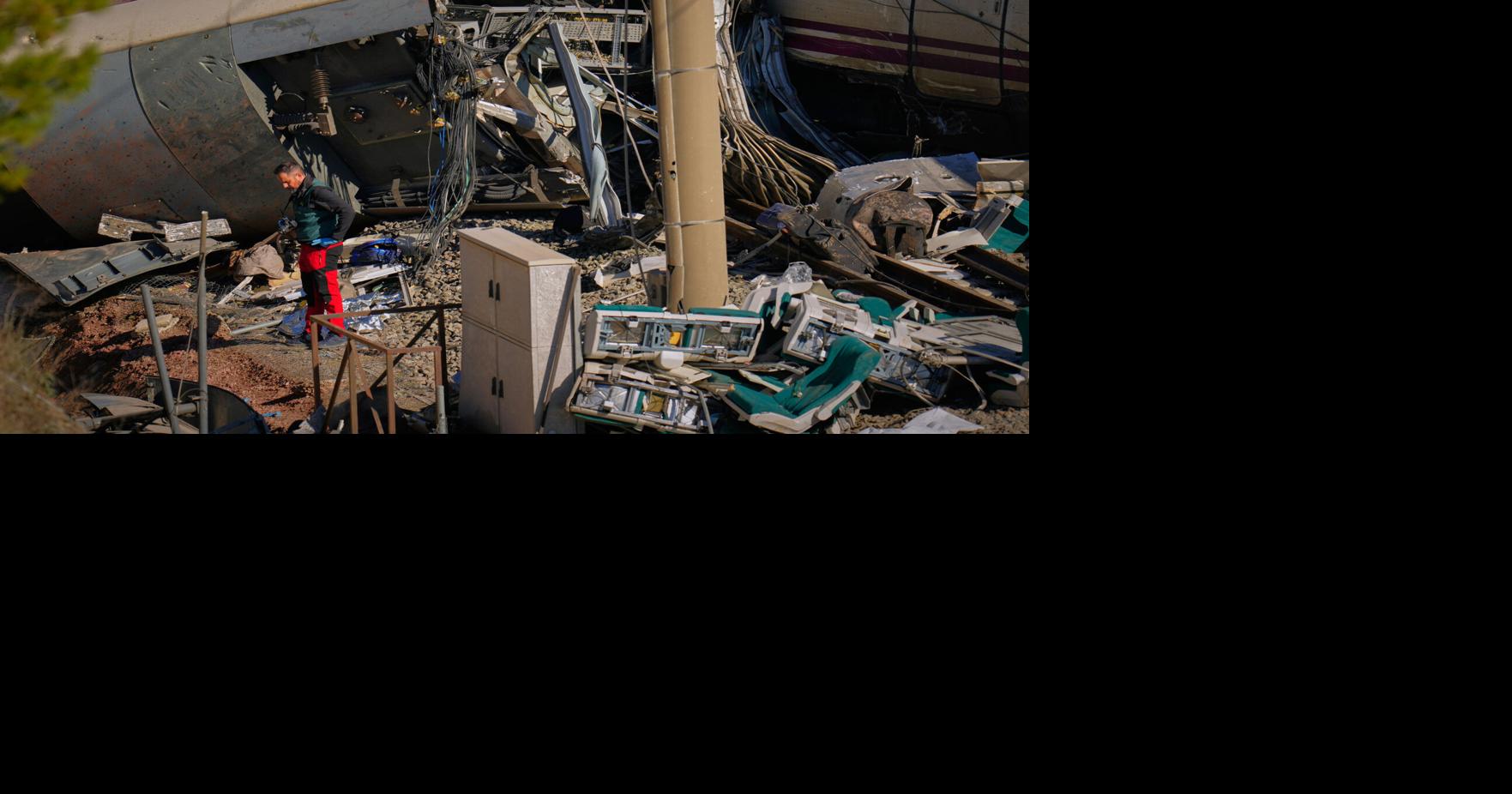 Barcelona commuter train crashes, killing 1, days after deadly train ...