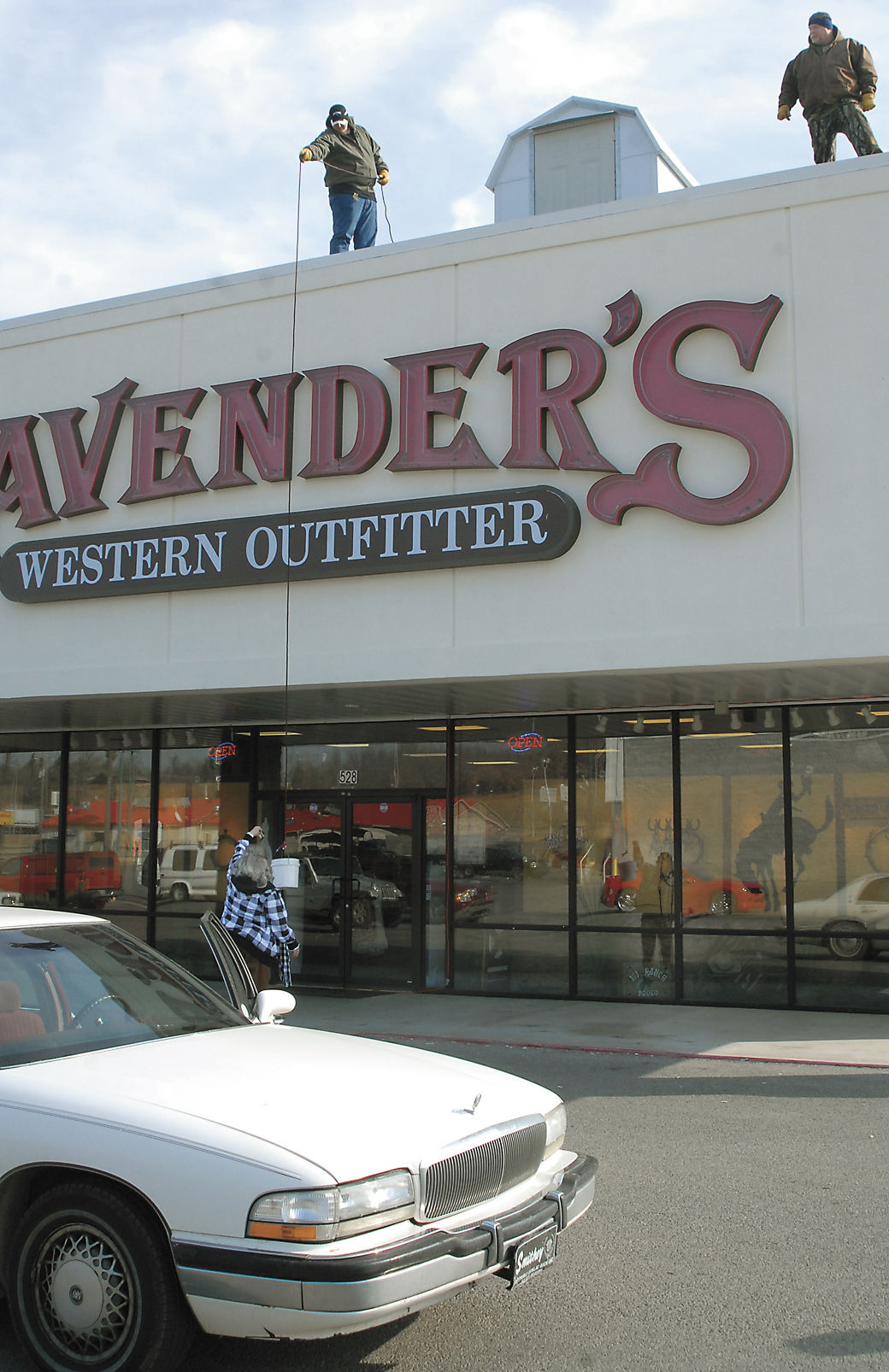 ‘Human Popsicle’ back on McAlester rooftop for charity | Local News ...