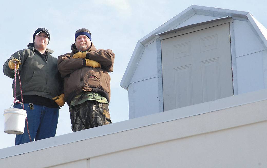 ‘Human Popsicle’ back on McAlester rooftop for charity | Local News ...