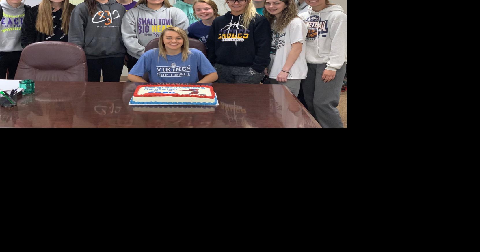 Kayleigh Hunter signs with Carl Albert softball | Gallery ...