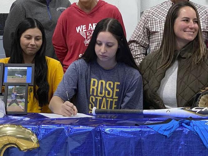 HS SOFTBALL: Pittsburg's Camryn Graham signs with Rose State | Local ...