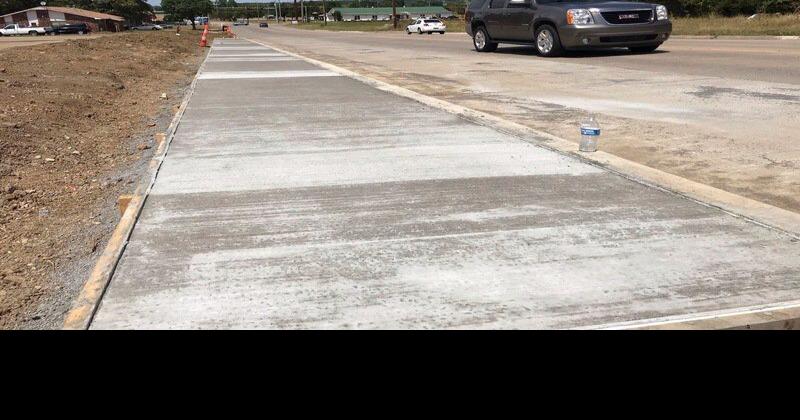 Strong Boulevard gets first section of new sidewalk | Local News ...