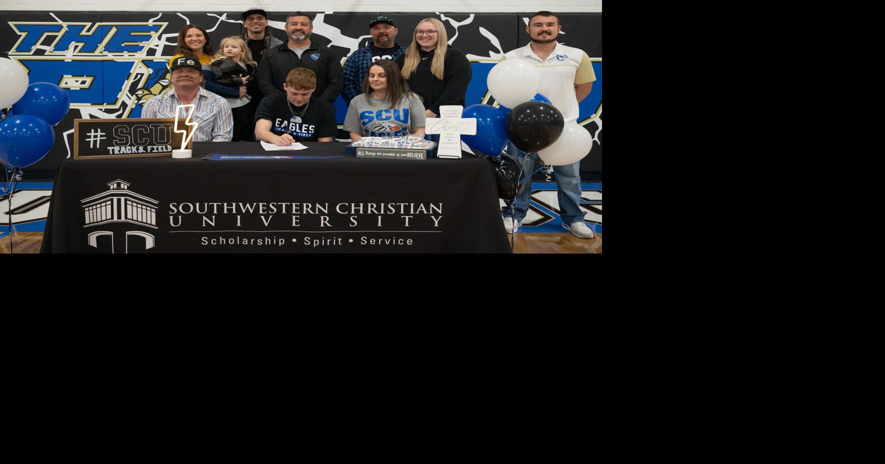 Savanna’s Kinyon Burge signs with Southwestern Christian track and ...