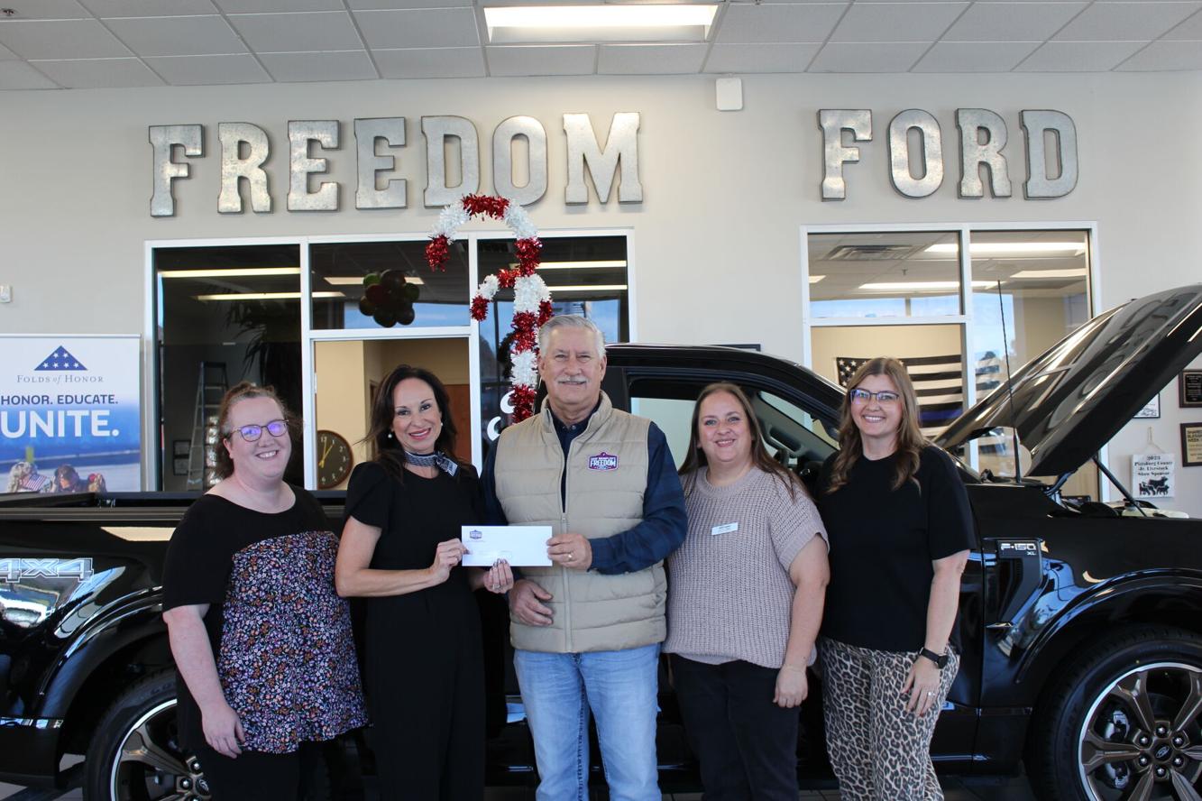 Sam Wampler’s donates to MN-C Christmas Angels | Local News ...