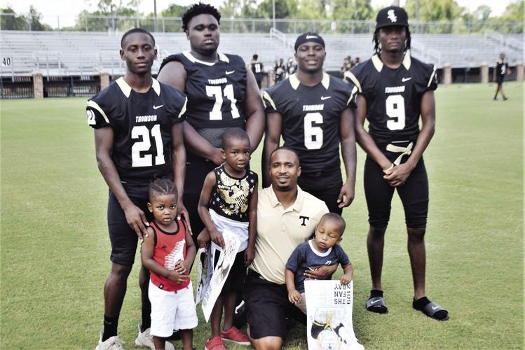 Fan Day shows off the Dogs | Sports | mcduffieprogress.com