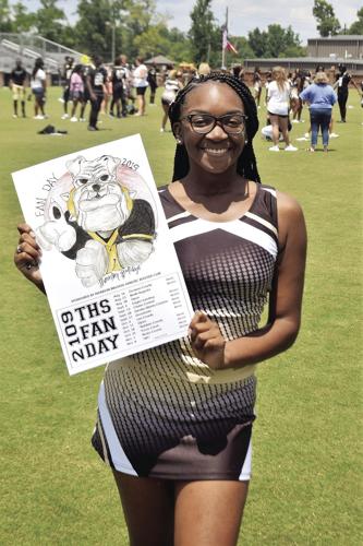 Fan Day shows off the Dogs | Sports | mcduffieprogress.com