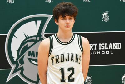 Athlete of the Week: Kadin Reed | Basketball | mdislander.com