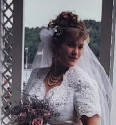 Kristen Carter | Obituaries | mdislander.com