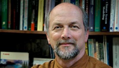 Machlis to discuss challenges in conservation, sustainability | Arts ...