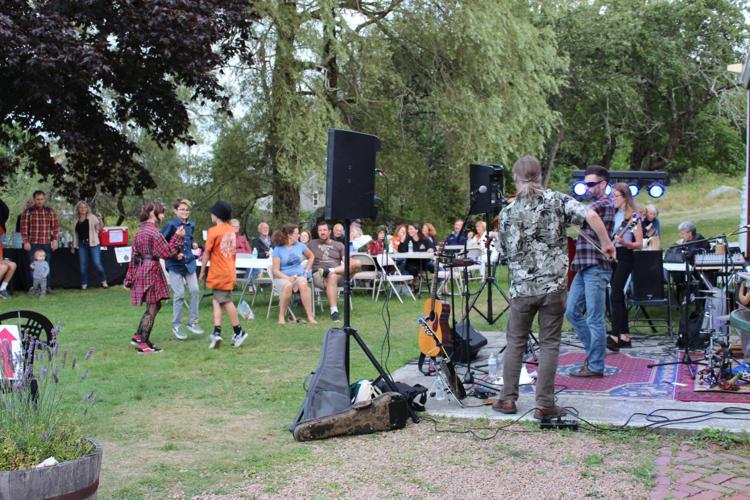 Car-B-Que marks museum’s 60th anniversary | Community | mdislander.com