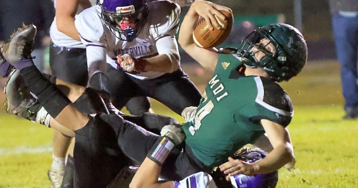 MDI football team looks to contend in 8-man Large School ranks ...