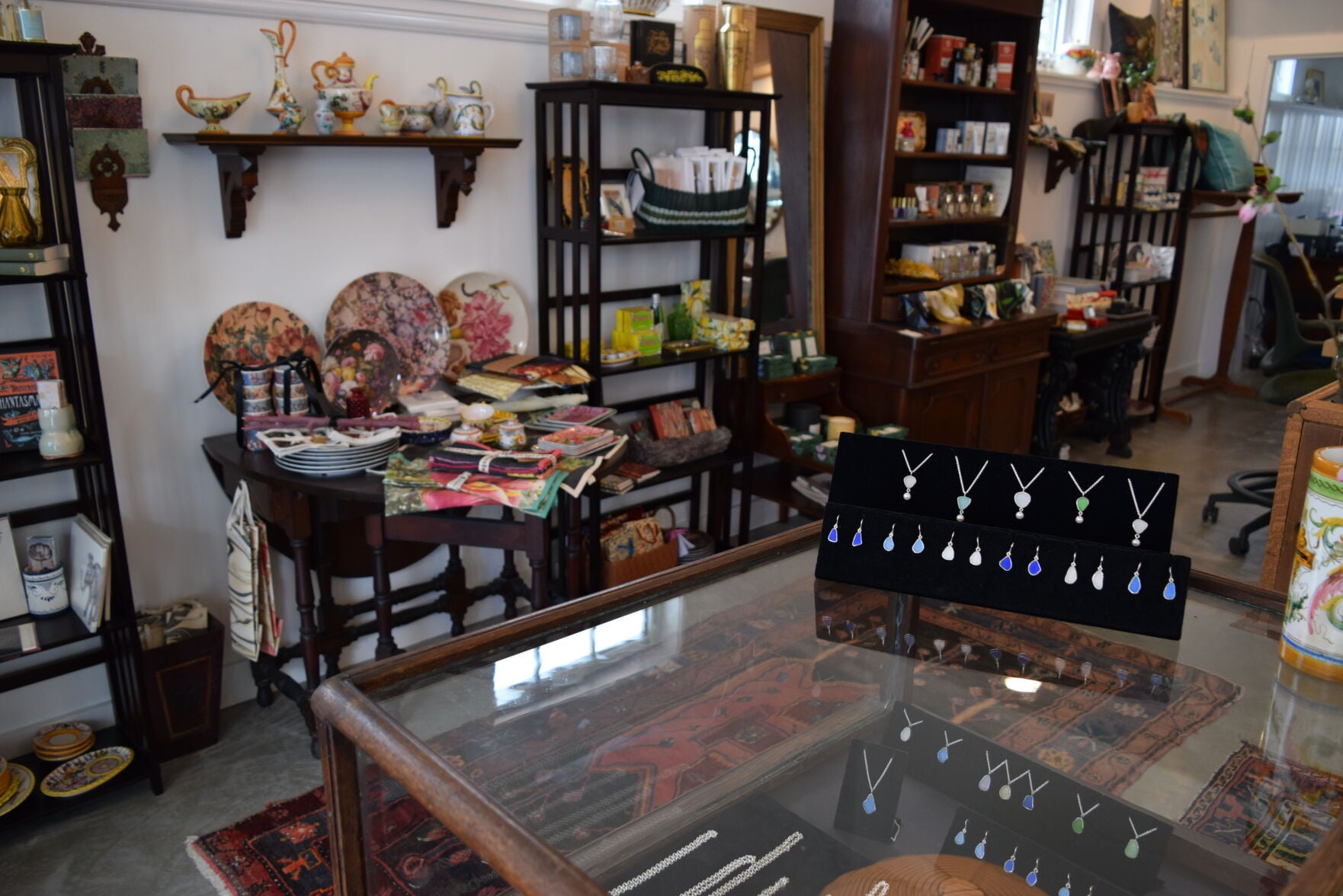 Lisa Hall Studio begins first summer on Main Street NEH | News ...
