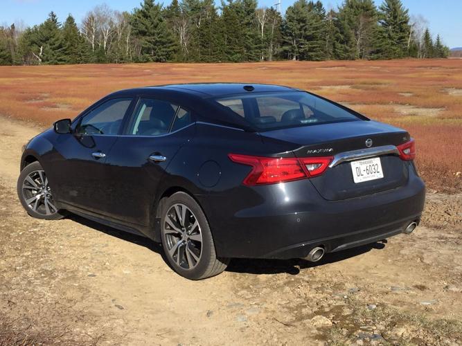 On the Road Review: Nissan Maxima SL Sedan | Nature | mdislander.com